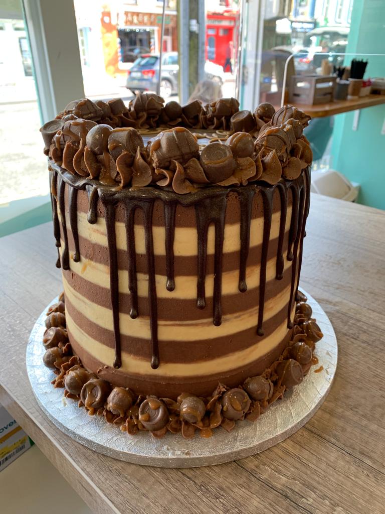 Birthday Cakes Online Cork & Midleton | Messybuns Ireland